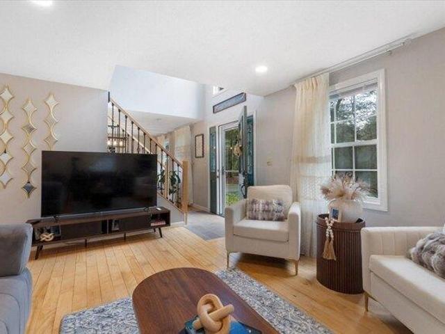 house with 3 bedroom, Hubbardston MA ES104236996