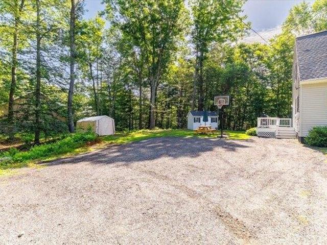 house with 3 bedroom, Hubbardston MA ES104851262