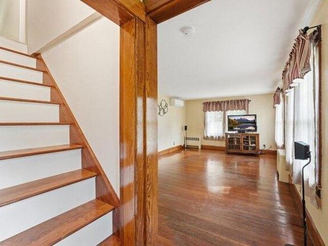 house with 3 bedroom, Hubbardston MA ES105123615
