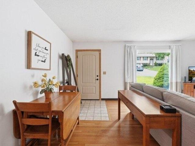 house with 3 bedroom, Hudson MA DLS102411205