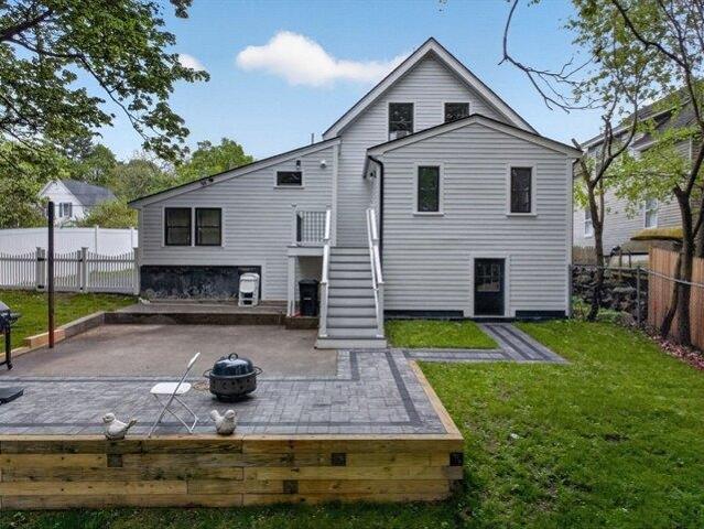 house with 3 bedroom, Hudson MA DLS102671092
