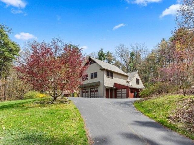 house with 3 bedroom, Hudson MA DS102369606
