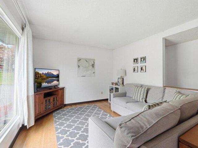 house with 3 bedroom, Hudson MA ES103127449