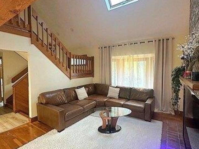 house with 3 bedroom, Hudson MA ES103162920