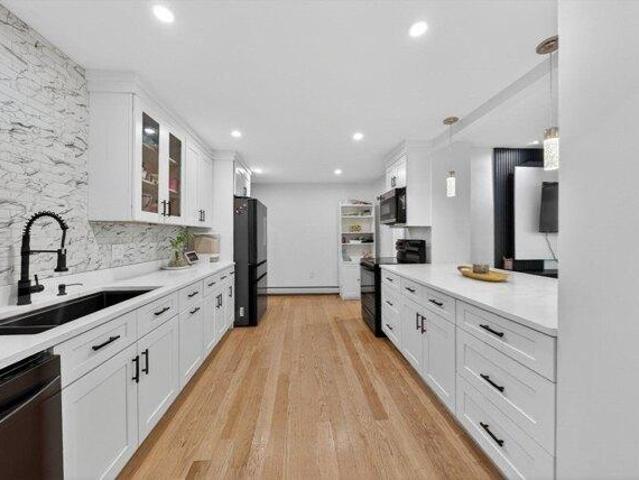 house with 3 bedroom, Hudson MA ES105082244