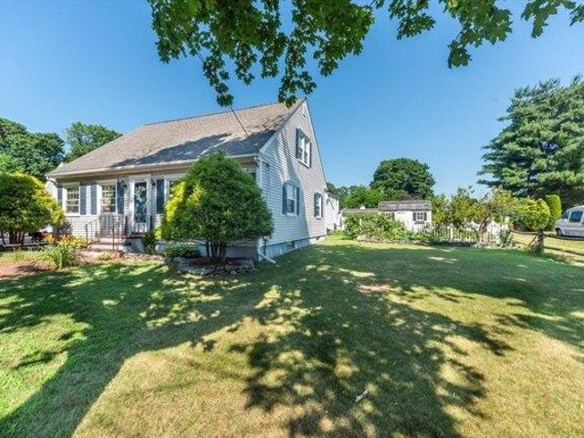 house with 3 bedroom, Hudson MA ES105092426