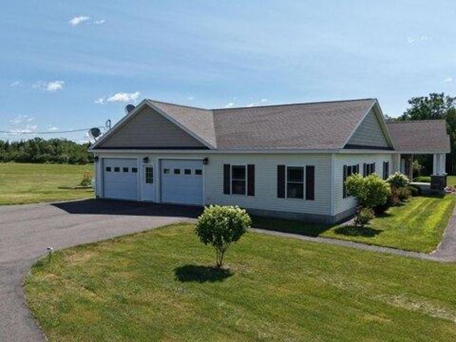 house with 3 bedroom, Hudson ME ES104512671