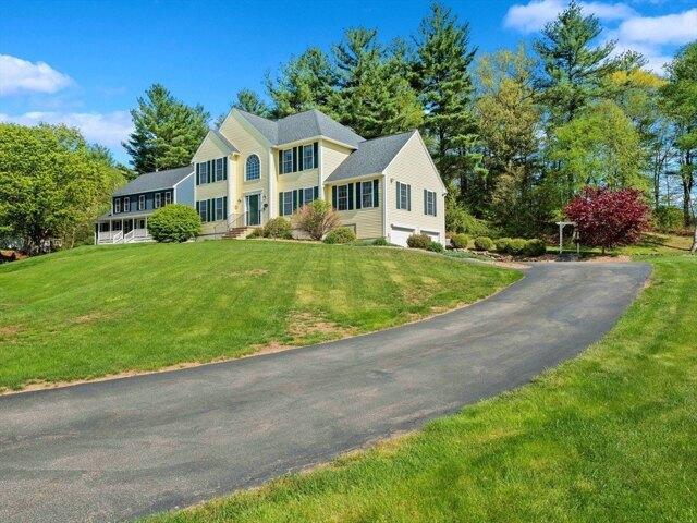 house with 3 bedroom, Hudson NH DLS102633806
