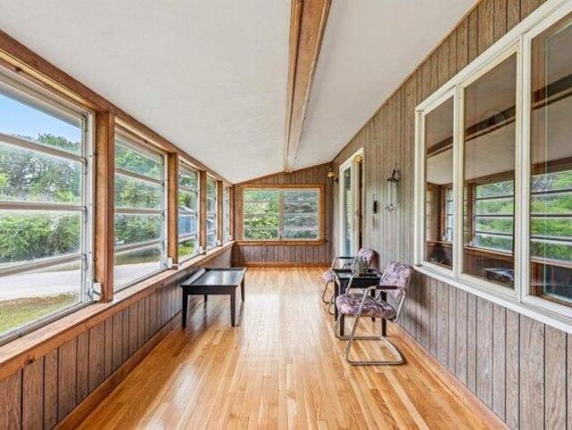 house with 3 bedroom, Hudson NH ES103035472