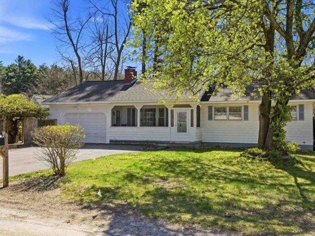 house with 3 bedroom, Hudson NH ES103224147