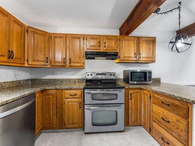 house with 3 bedroom, Hyannis MA DS102088821
