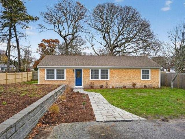 house with 3 bedroom, Hyannis MA ES103185328