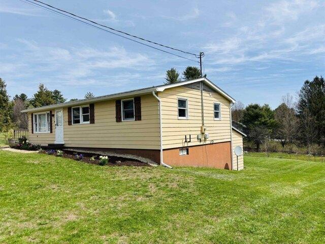 house with 3 bedroom, Hyde Park VT DS101999682