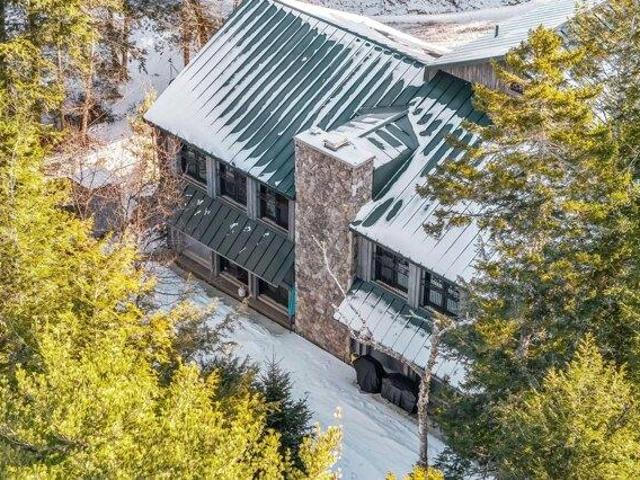 house with 3 bedroom, Island Falls ME ES105589787