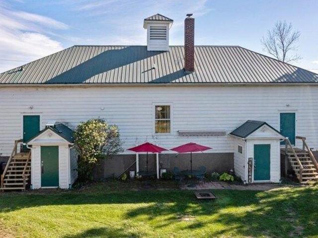 house with 3 bedroom, Isle La Motte VT ES104042591