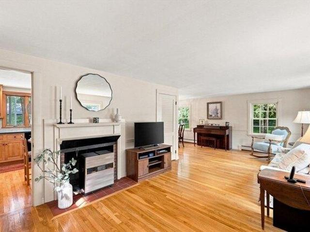 house with 3 bedroom, Ipswich MA ES105040416