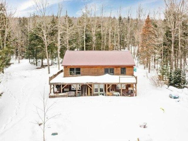 house with 3 bedroom, Irasburg VT DS102594601