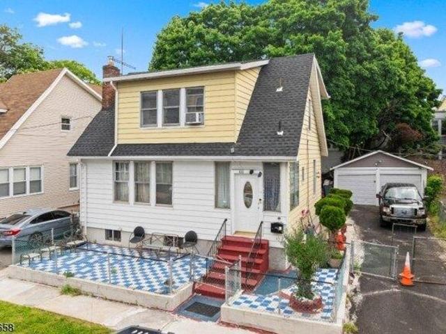 house with 3 bedroom, Irvington NJ DLS102477413
