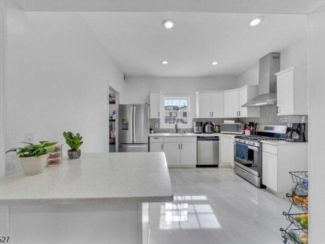 house with 3 bedroom, Irvington NJ DS104188854