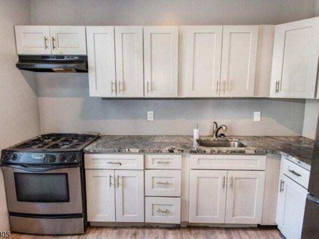 house with 3 bedroom, Irvington NJ ES104234166