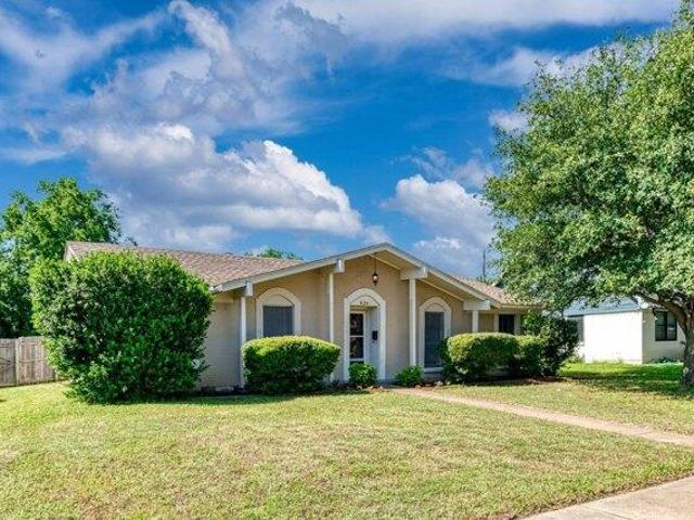 house with 3 bedroom, Irving TX DLS88247203