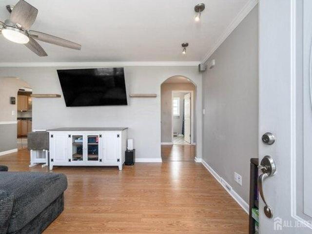 house with 3 bedroom, Jamesburg NJ DS102283586