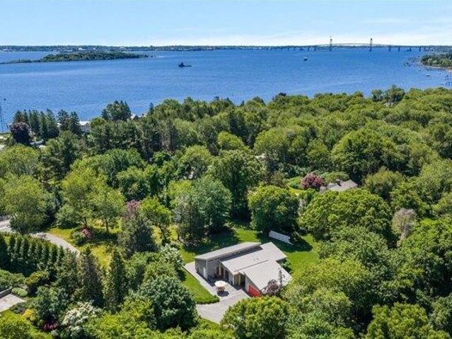 house with 3 bedroom, Jamestown RI DS104011138