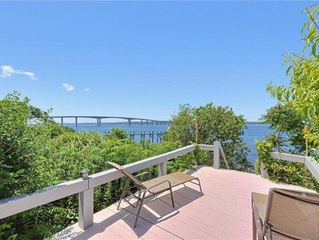 house with 3 bedroom, Jamestown RI ES104851513