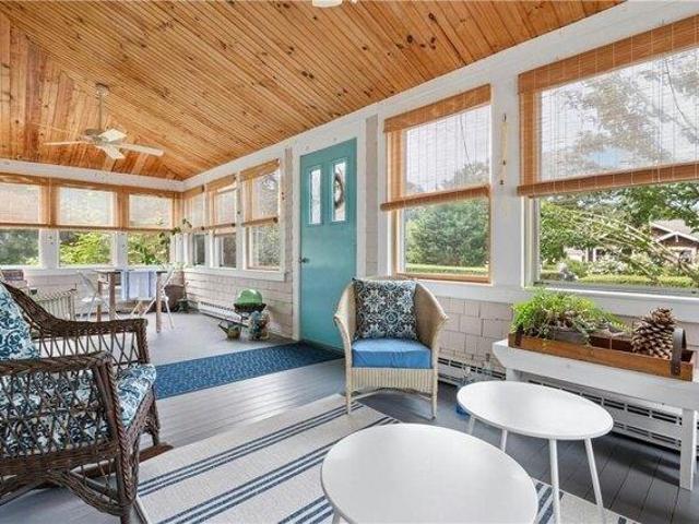 house with 3 bedroom, Jamestown RI ES105081151