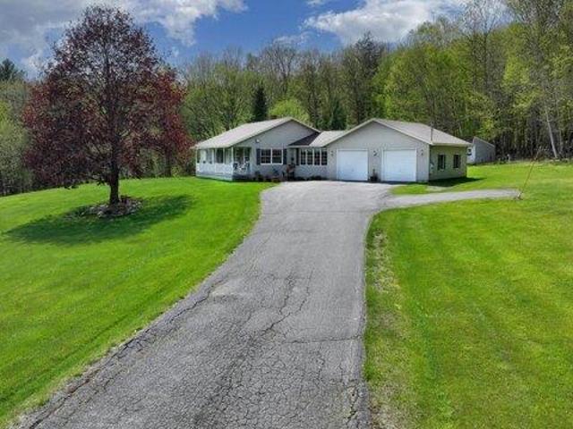 house with 3 bedroom, Jay ME DLS103126733