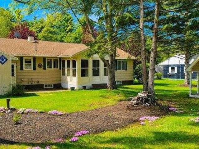 house with 3 bedroom, Jay ME DS102761213