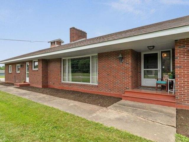 house with 3 bedroom, Jericho VT ES104761404