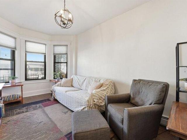 house with 3 bedroom, Jersey City NJ DLS101604282