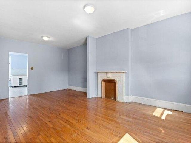 house with 3 bedroom, Jersey City NJ DS101999053
