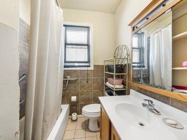 house with 3 bedroom, Jersey City NJ DS102313111