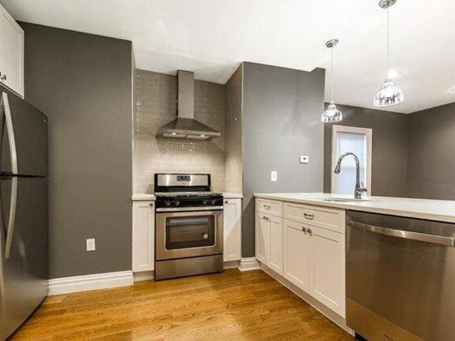 house with 3 bedroom, Jersey City NJ DS102762582