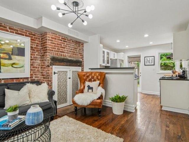 house with 3 bedroom, Jersey City NJ DS102762507