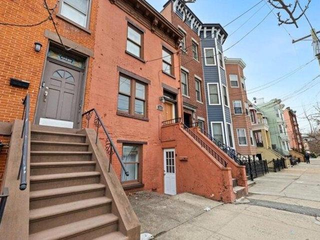 house with 3 bedroom, Jersey City NJ DS103187205