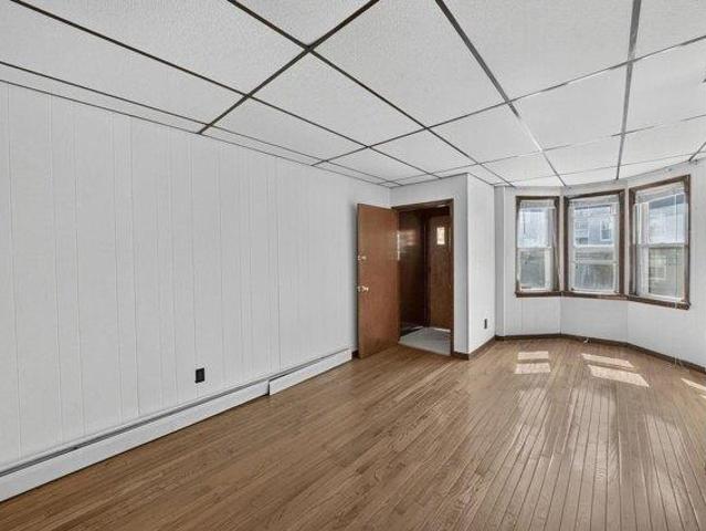 house with 3 bedroom, Jersey City NJ DS104234694