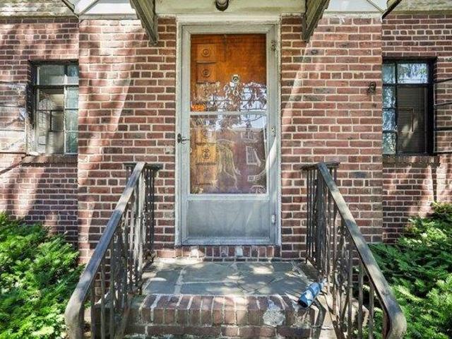 house with 3 bedroom, Jersey City NJ DS104235463