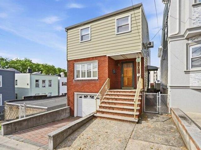 house with 3 bedroom, Jersey City NJ DS104409764