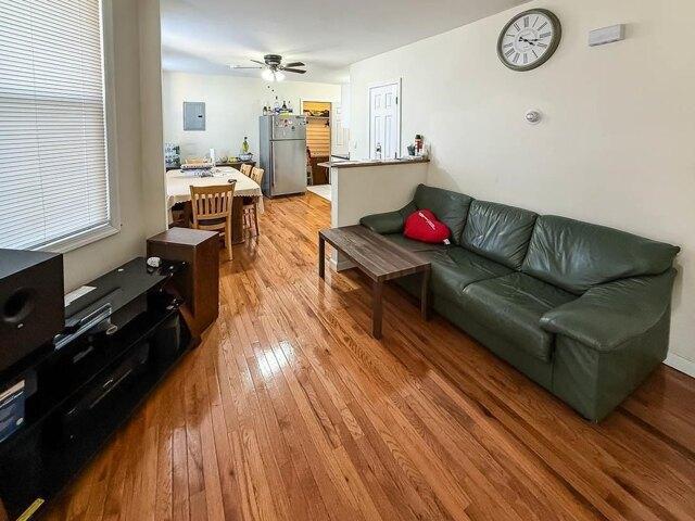 house with 3 bedroom, Jersey City NJ ES104189765