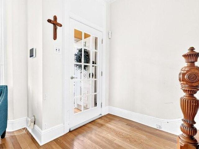 house with 3 bedroom, Jersey City NJ ES104376469
