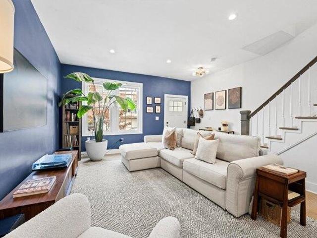 house with 3 bedroom, Jersey City NJ ES104604106