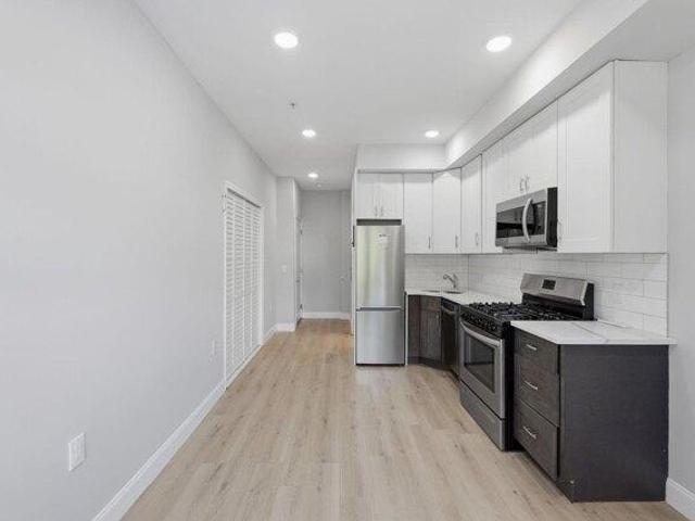 house with 3 bedroom, Jersey City NJ ES104761248