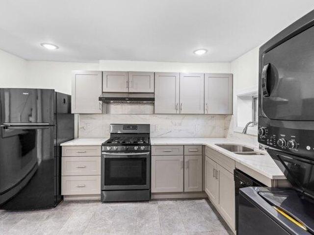 house with 3 bedroom, Jersey City NJ ES105140500
