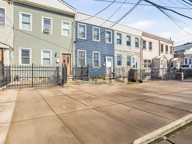 house with 3 bedroom, Jersey City NJ ES105157007