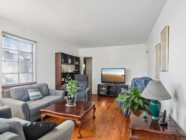 house with 3 bedroom, Jersey City NJ ES105191890