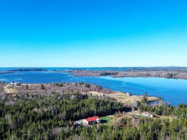 house with 3 bedroom, Jonesport ME ES103444457