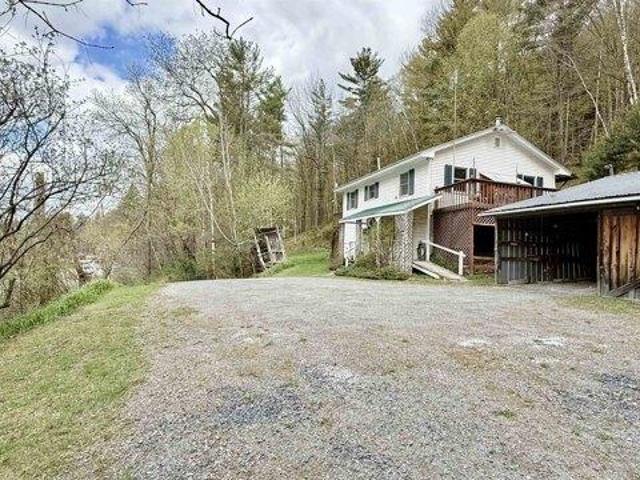 house with 3 bedroom, Johnson VT DS103188039